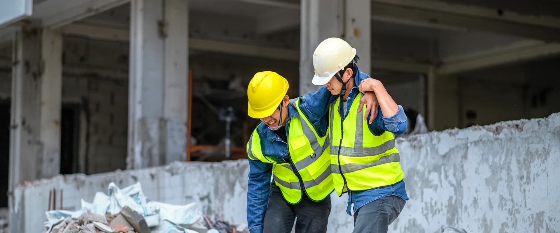 Protecting Your Rights: How a Construction Workers Compensation Lawyer ...